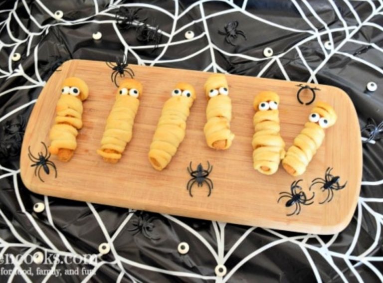 15 Easy Halloween Party Bites For Everyone - Farmhouse 1820